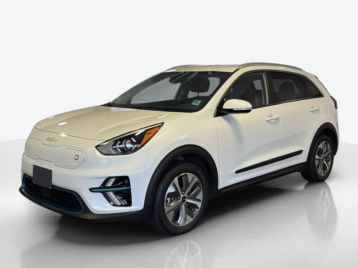 2022 Kia Niro EV | Starts at $409/mo | 30,282 mi | White